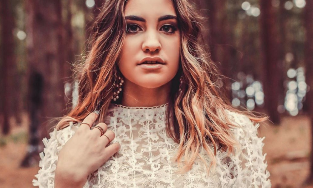 Danielle Apicella Releases Video w/ New Single "Wilderness" : ArtSoulRadio